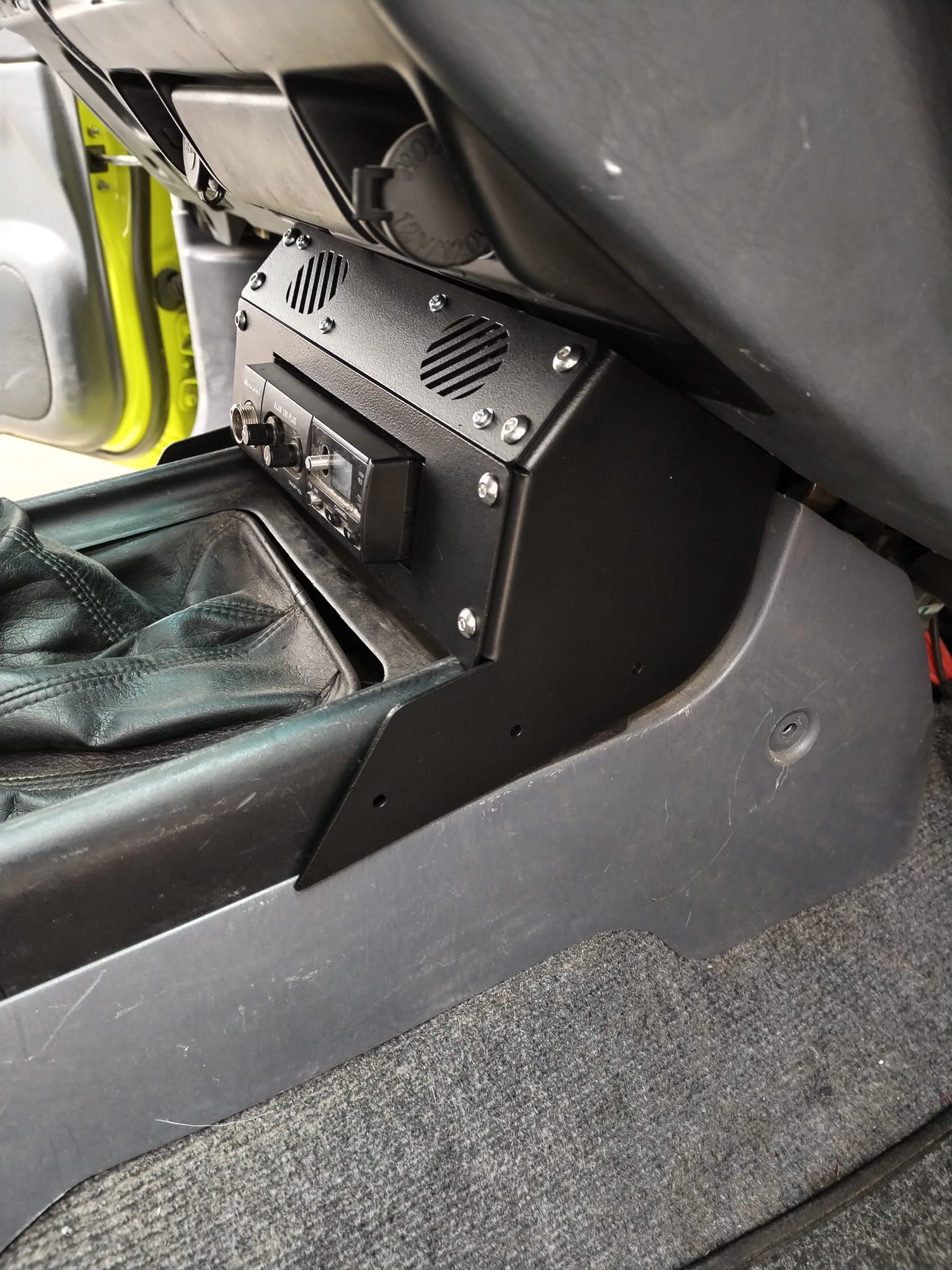 CONSOLE FOR CB ALAN 100 TOYOTA 90-95 - MDI 4x4